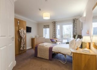 Pear Tree Court care home, Portsmouth Road, Horndean, Waterlooville ...