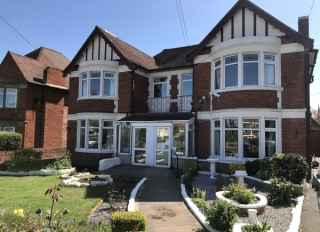 Redcroft Care Home, 1-3 Alexandra Road, Colwyn Bay, Conwy LL29 7YB | 44 ...