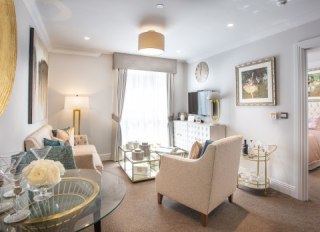 Signature at Hendon Hall care home, Ashley Lane, Hendon, London NW4 1HG ...